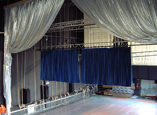 Sipari all'italiana - Tipologie di sipario | PERONI