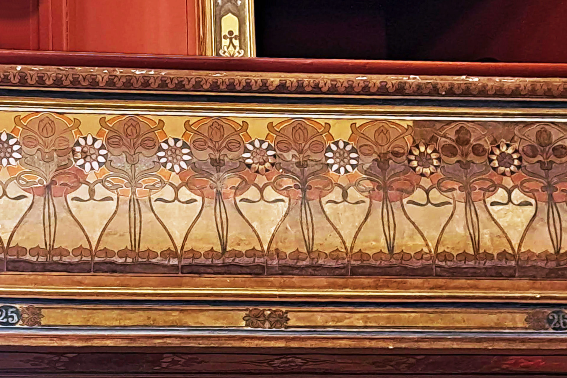 Teatro Biondo - Sipari e quadrature per teatri storici | PERONI