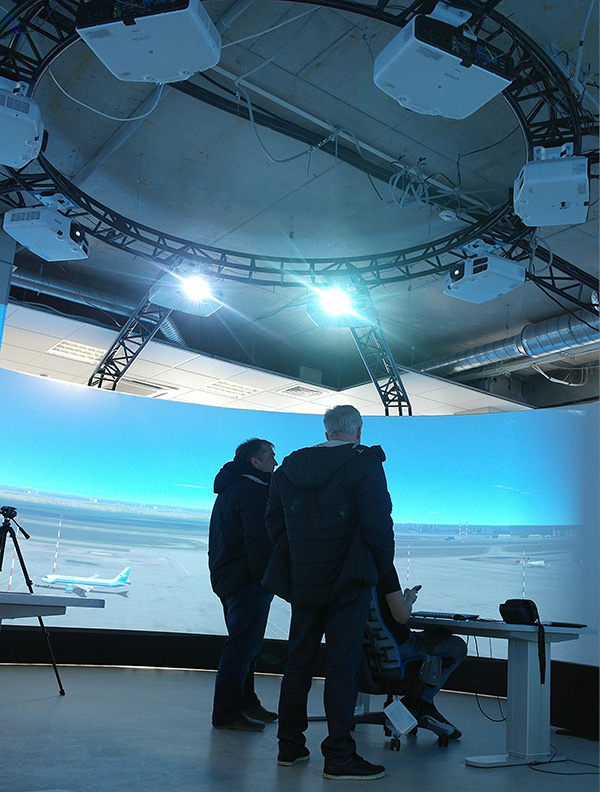 360° Panoramic screen PBL-Blackout - Screens for public places | PERONI