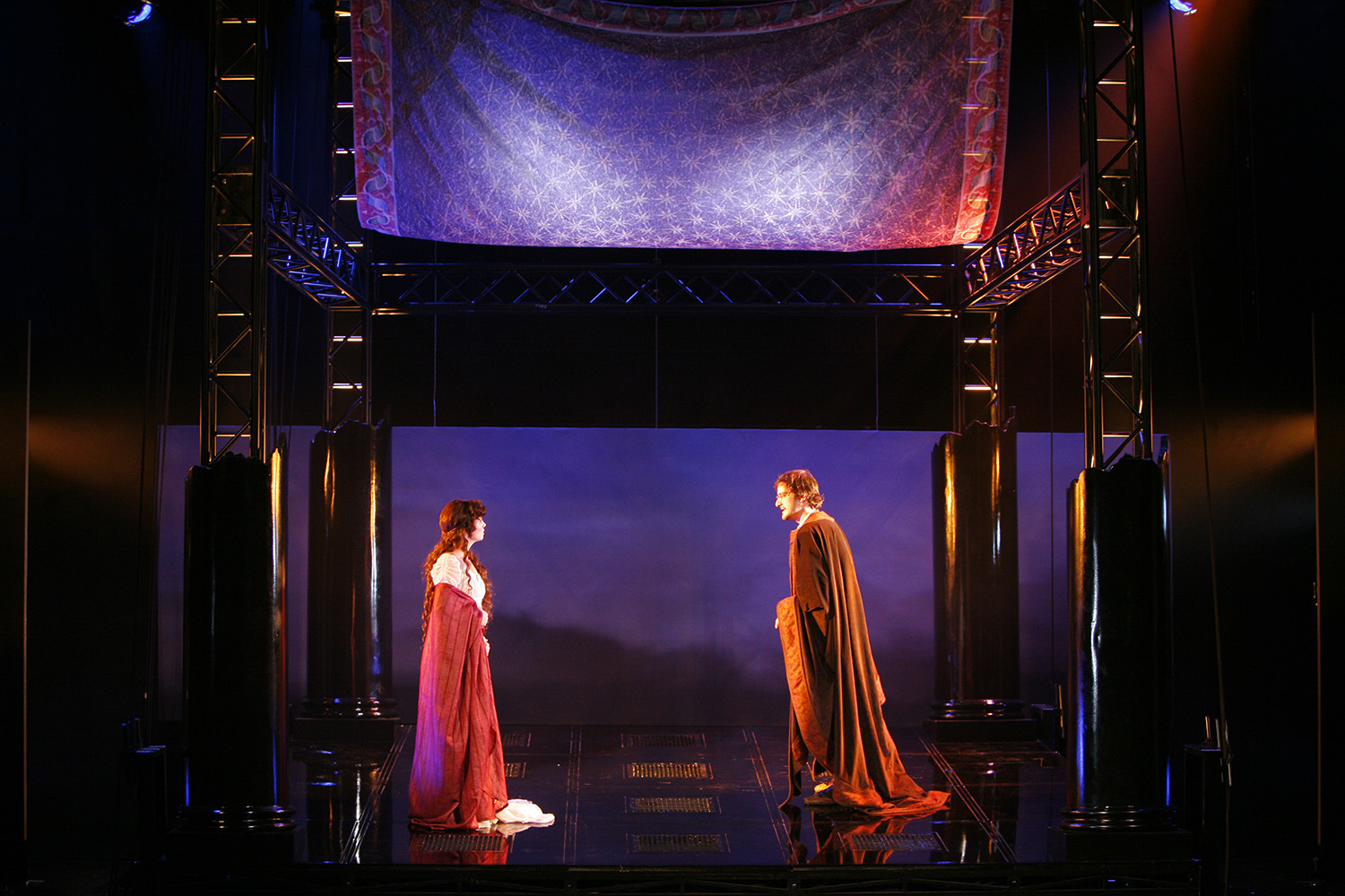 Rearward lifting curtain - Typology of curtain | PERONI