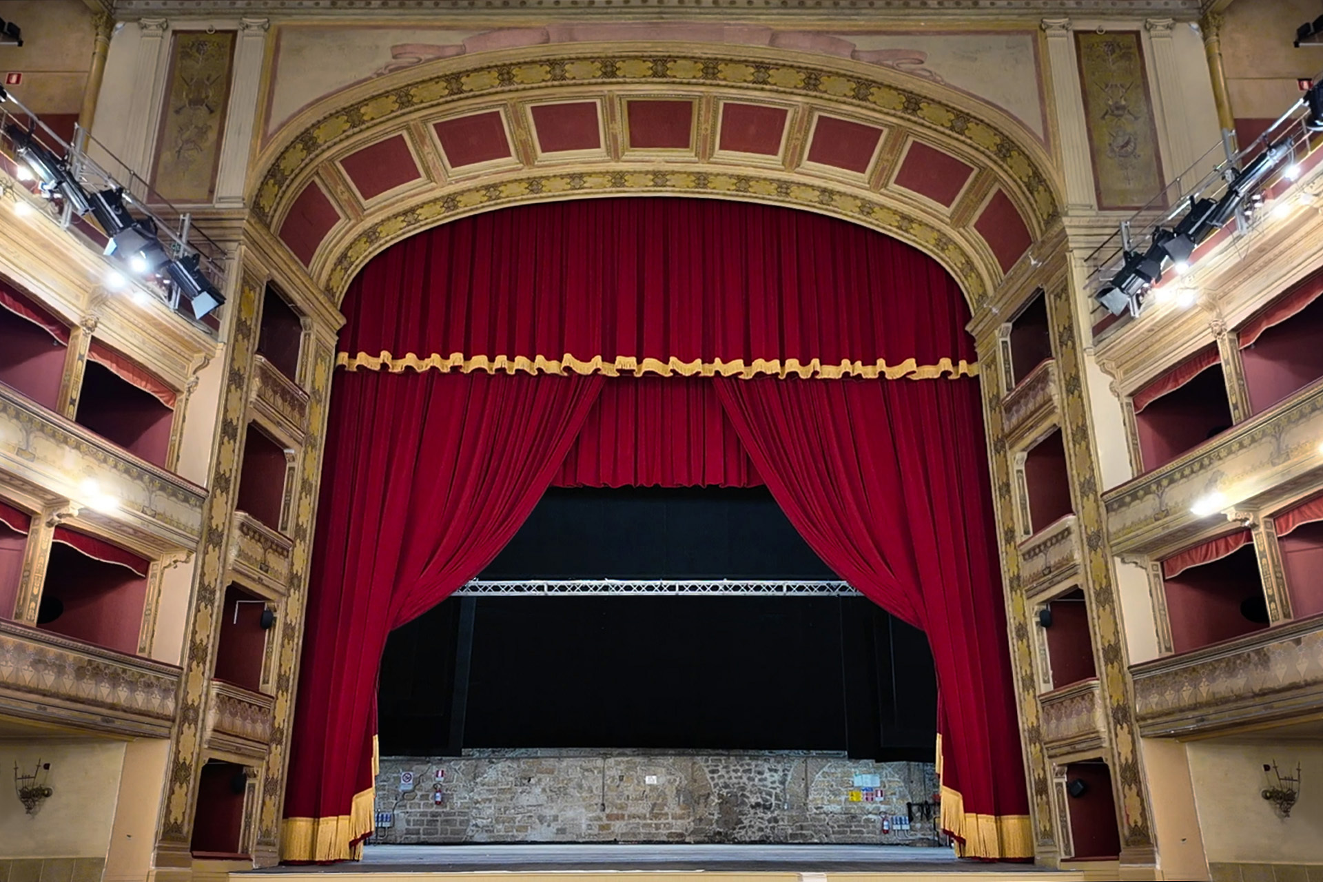 Swag curtains - Typology of curtain | PERONI