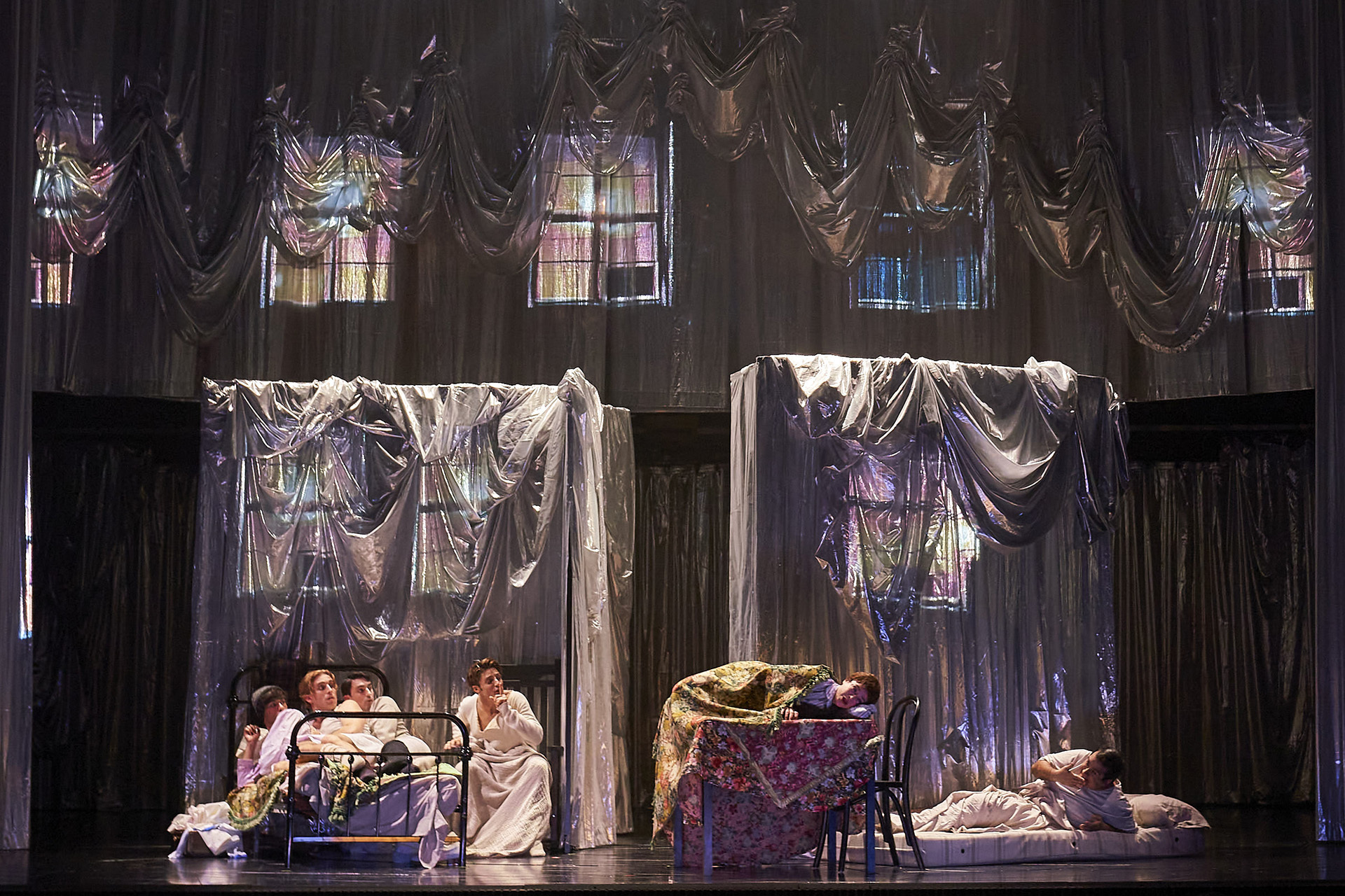 Venetian curtains - Typology of curtain | PERONI