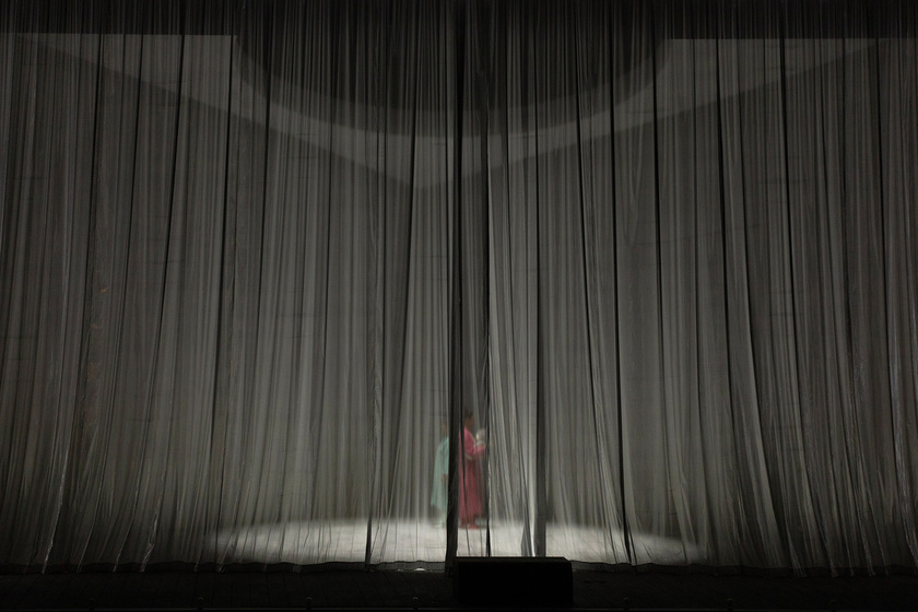 Traveller curtains - Typology of curtain | PERONI