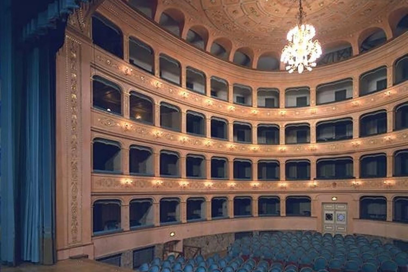 PERONI - Screens for front-projections and rear-projections, Flameproof fabrics for scenography ...